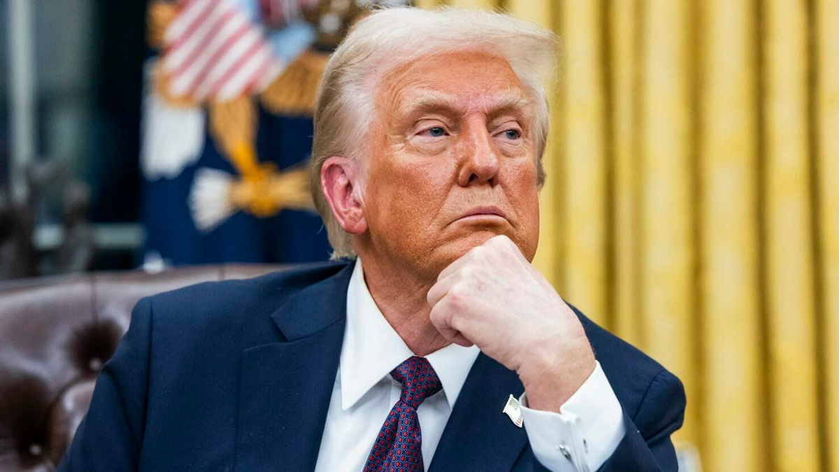 Trump se mexe nos bastidores para influenciar eleição do novo papa ...